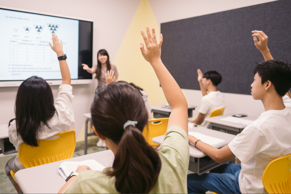 About Mobile – inStic Academy